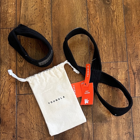 YoungLA | Accessories | Youngla Black Lifting Straps With Pouch | Poshmark
